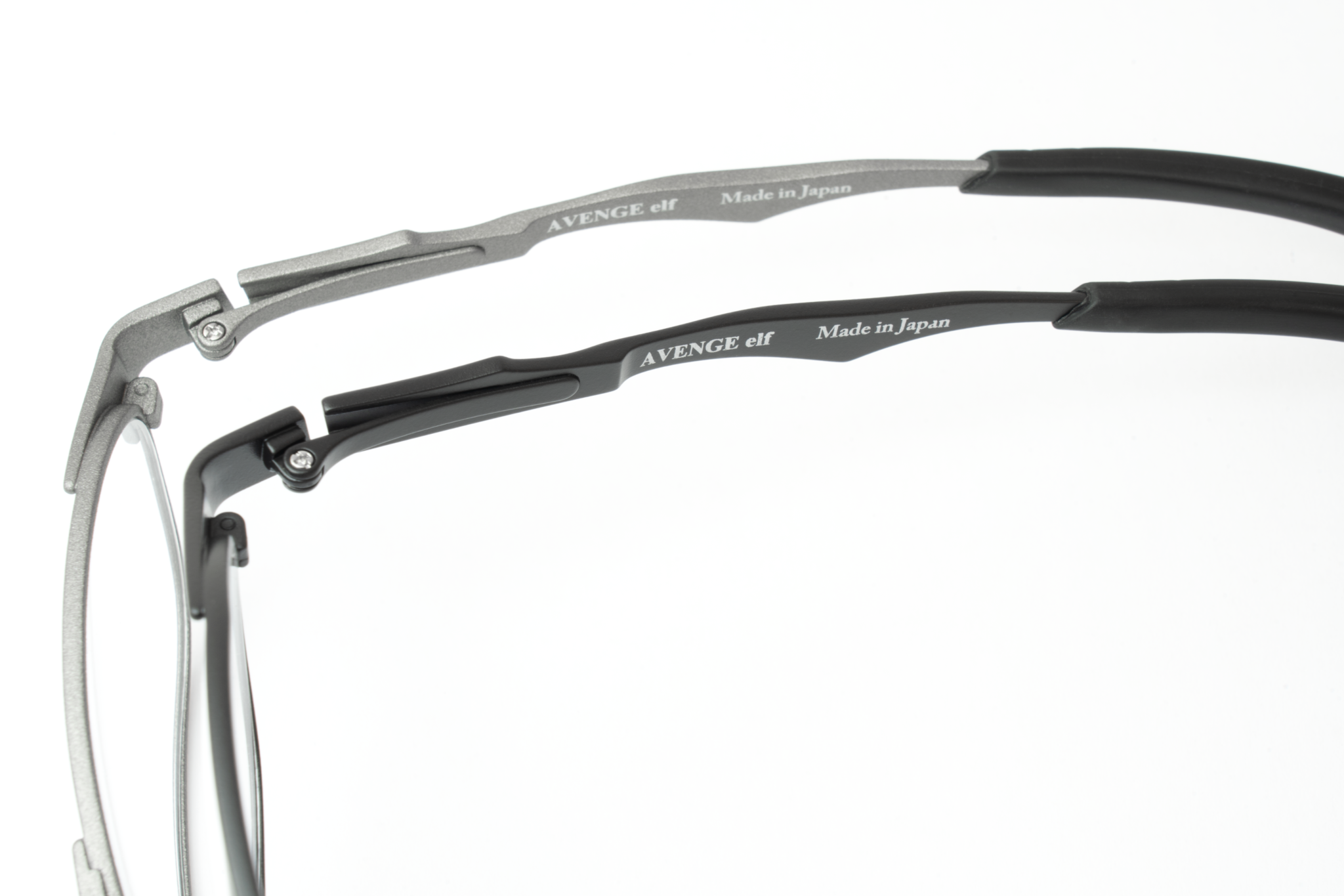 傷や腐食に強い特殊塗装【CERAKOTE セラコート】仕様の限定カラー | Zeque (ゼクー)